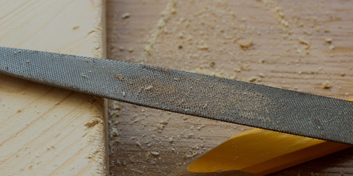 How to Sand Sharp Corners for Safer Edge Break — eQualle Sandpaper